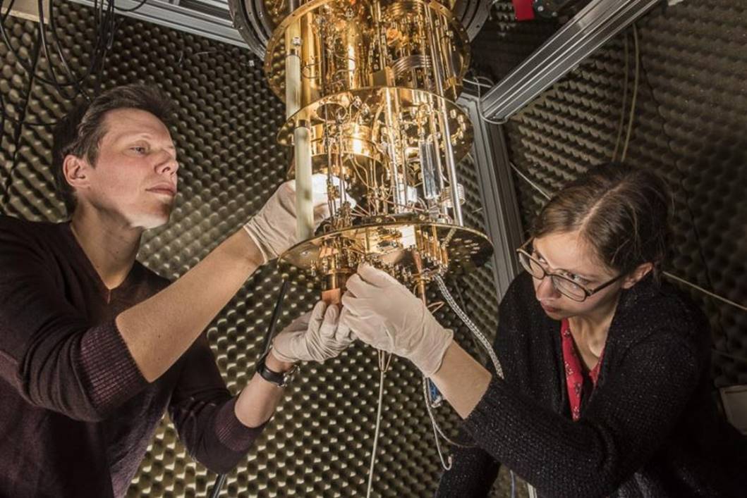 Scaling quantum computers to utility ~ Le Lab Quantique